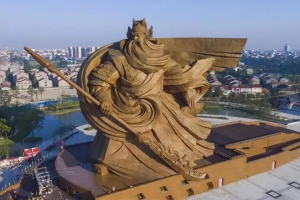 Top 25 Tallest Statues in the World – Height Difference
